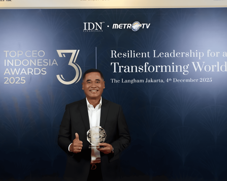 Mitratel CEO Honored with Top CEO Indonesia Award 2025 for Visionary ...